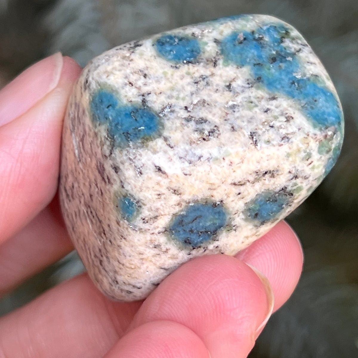 Jasp K2 Granit cu azurit mFF4 – DRUZY