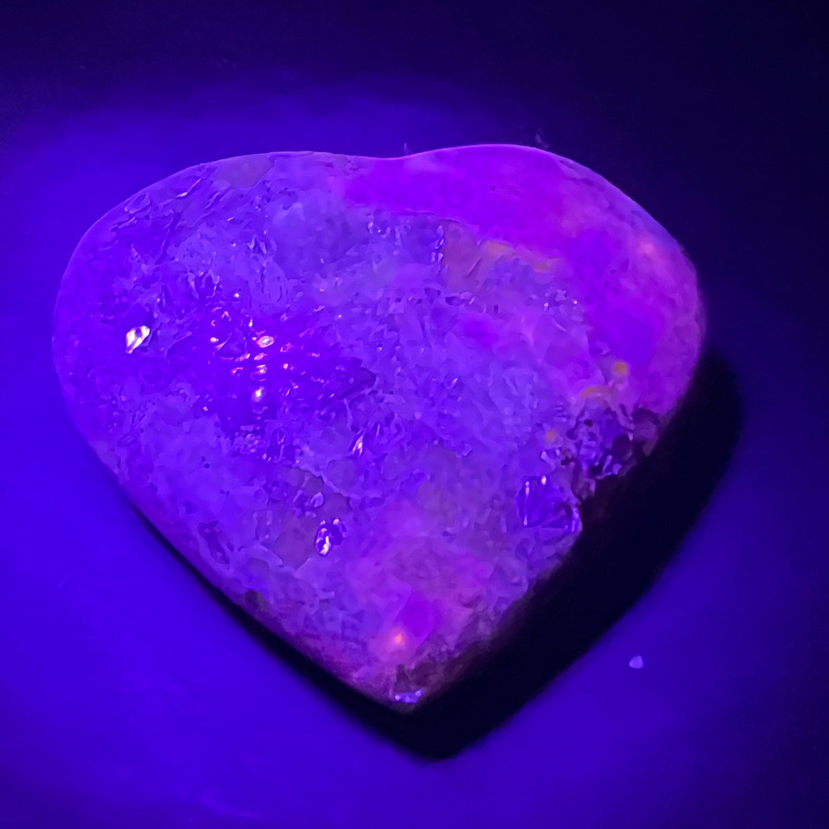 Inima hackmanit Uv reactive m8 – DRUZY